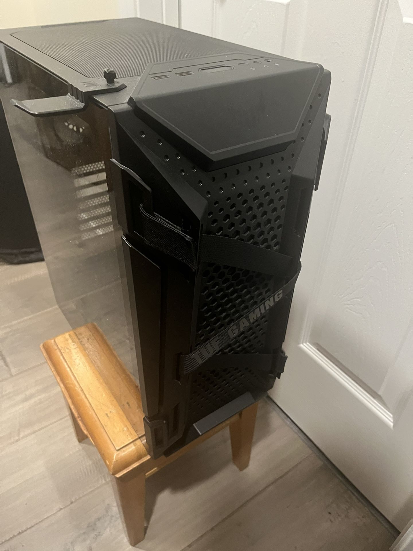 ASUS TUF Gaming GT301 Mid-Tower for Sale in Montebello, CA - OfferUp