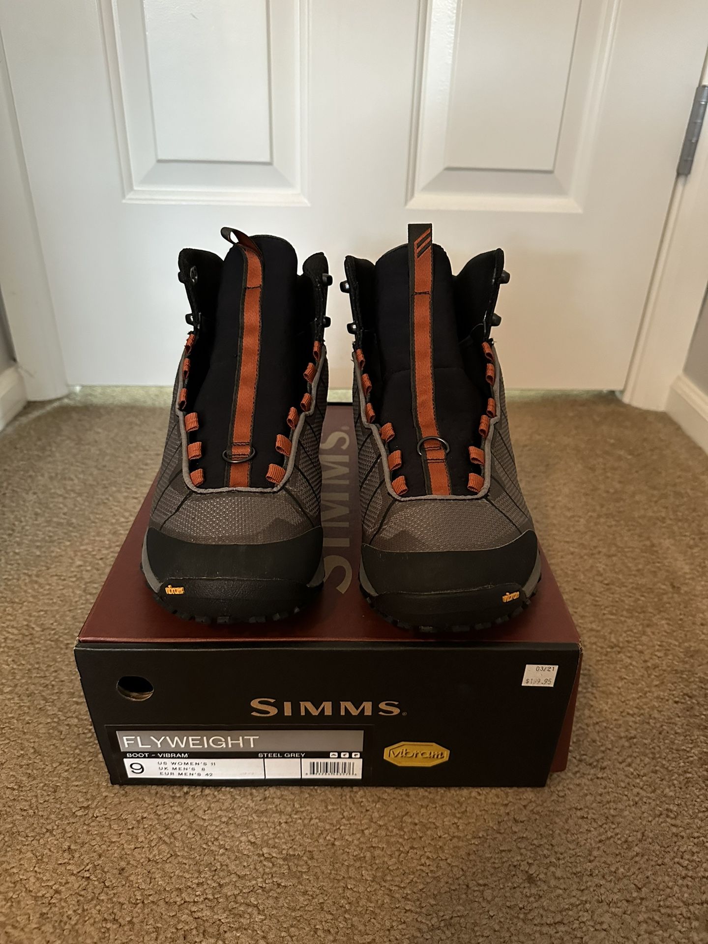 Simms Flyweight Wader Boots for Sale in Tacoma, WA - OfferUp