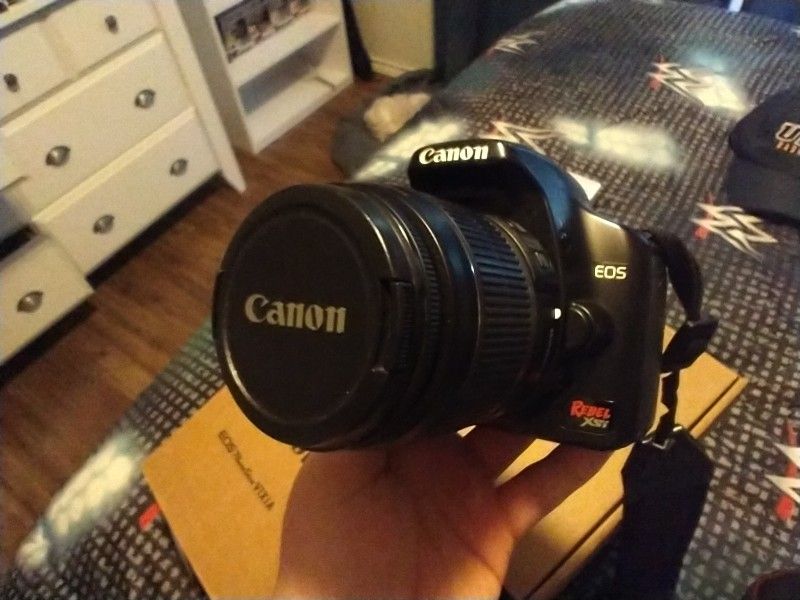 2 Canon DSLR Cameras (T3i & Tsi) With Chargers & 18-55mm Lenses for ...