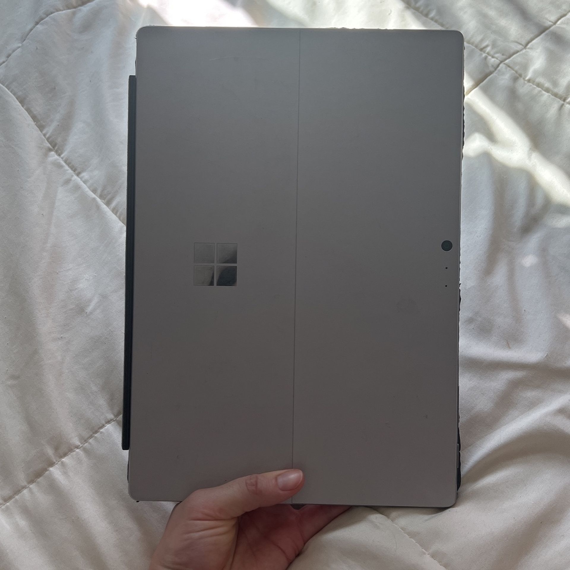 Microsoft surface Tablet 5th Generation for Sale in Redlands, CA - OfferUp