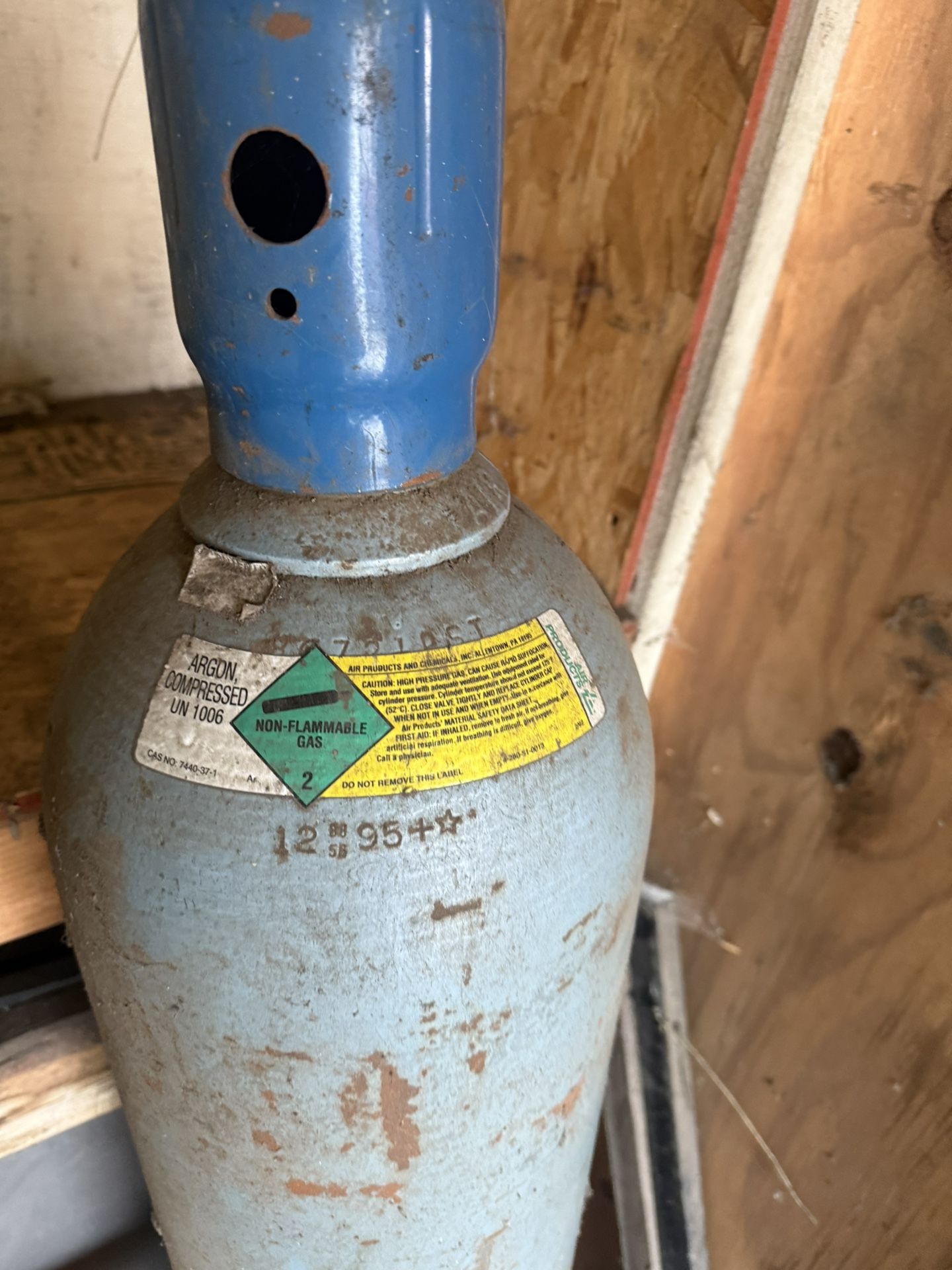 Argon Gas Tank for Sale in Los Angeles, CA - OfferUp