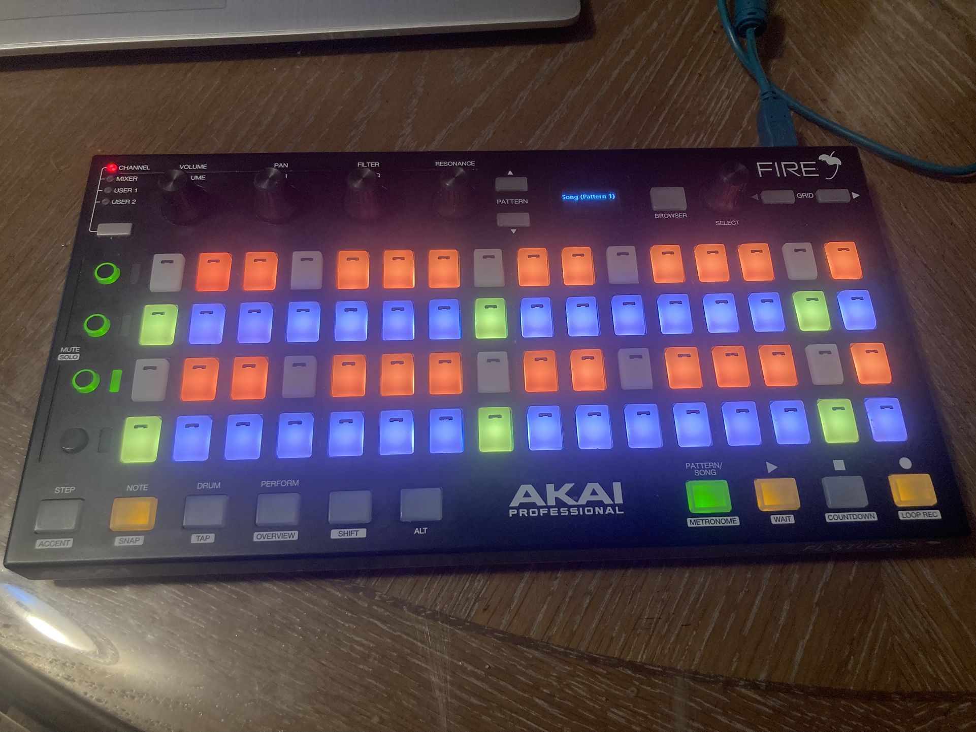 Akai Professional Fire FL Studio ( MIDI Controller Launcher Band Studio ...