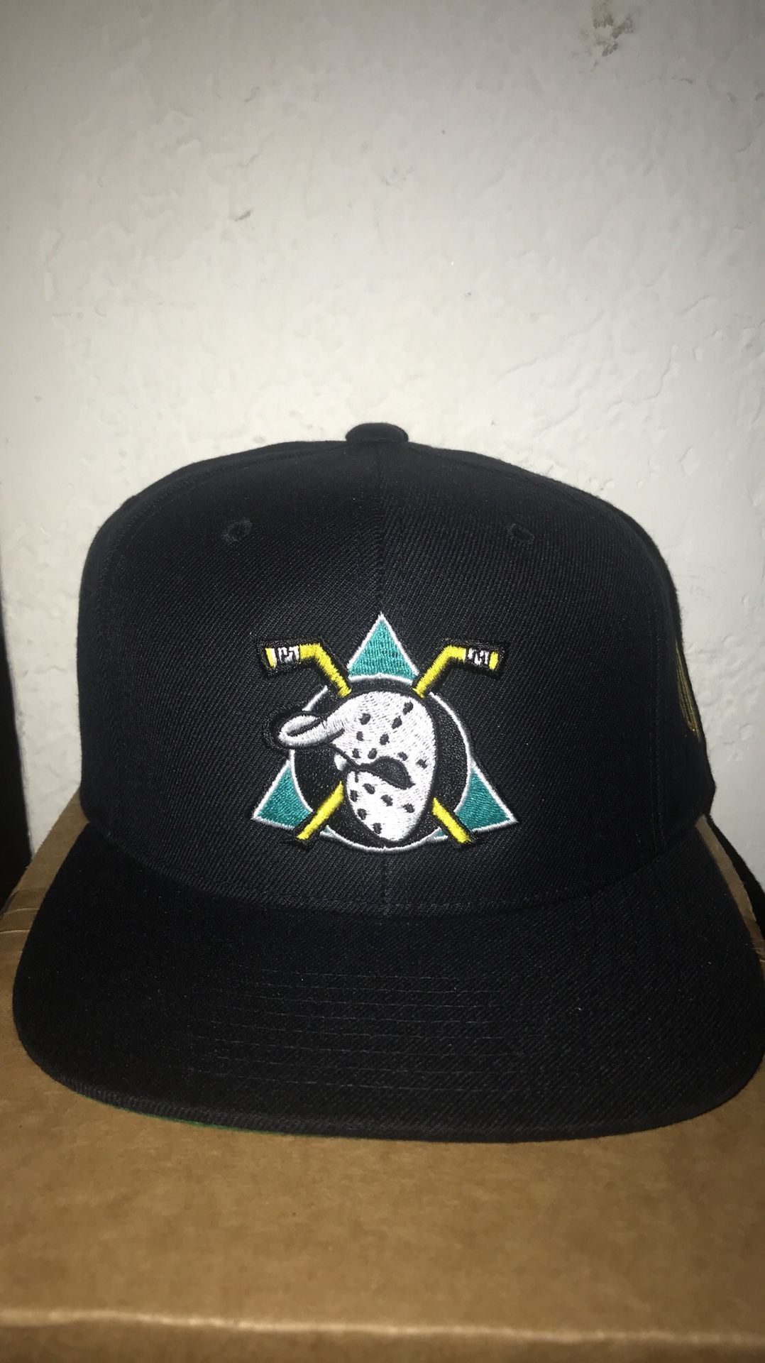 KTHLA Anaheim Ducks Hat for Sale in Anaheim, CA - OfferUp