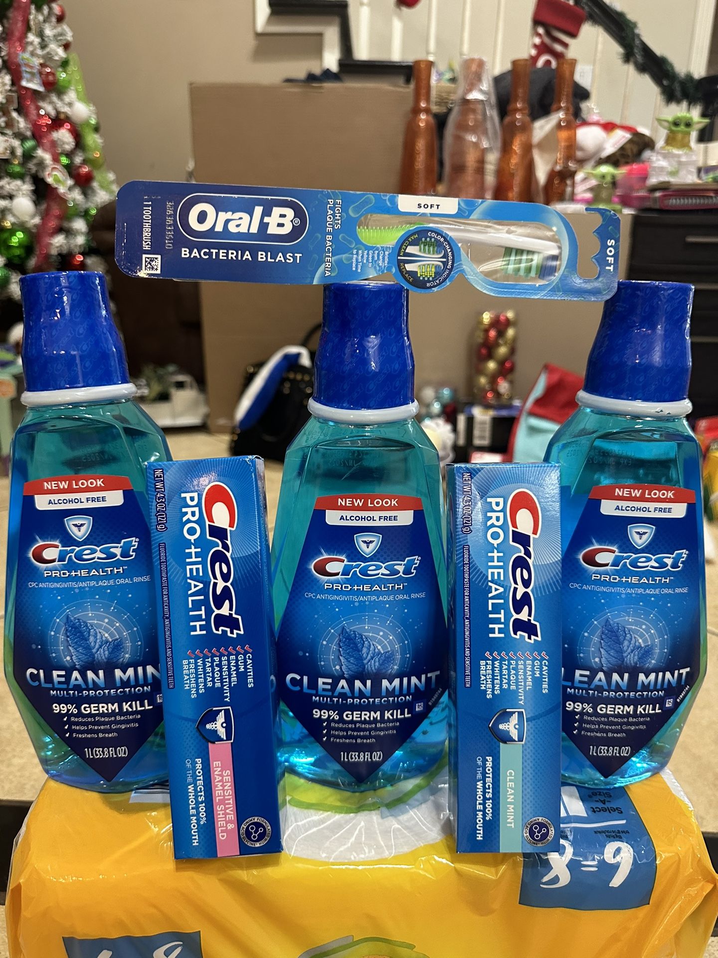Large One Liter Mouthwash Bundle With Full Sized Toothpaste And ...