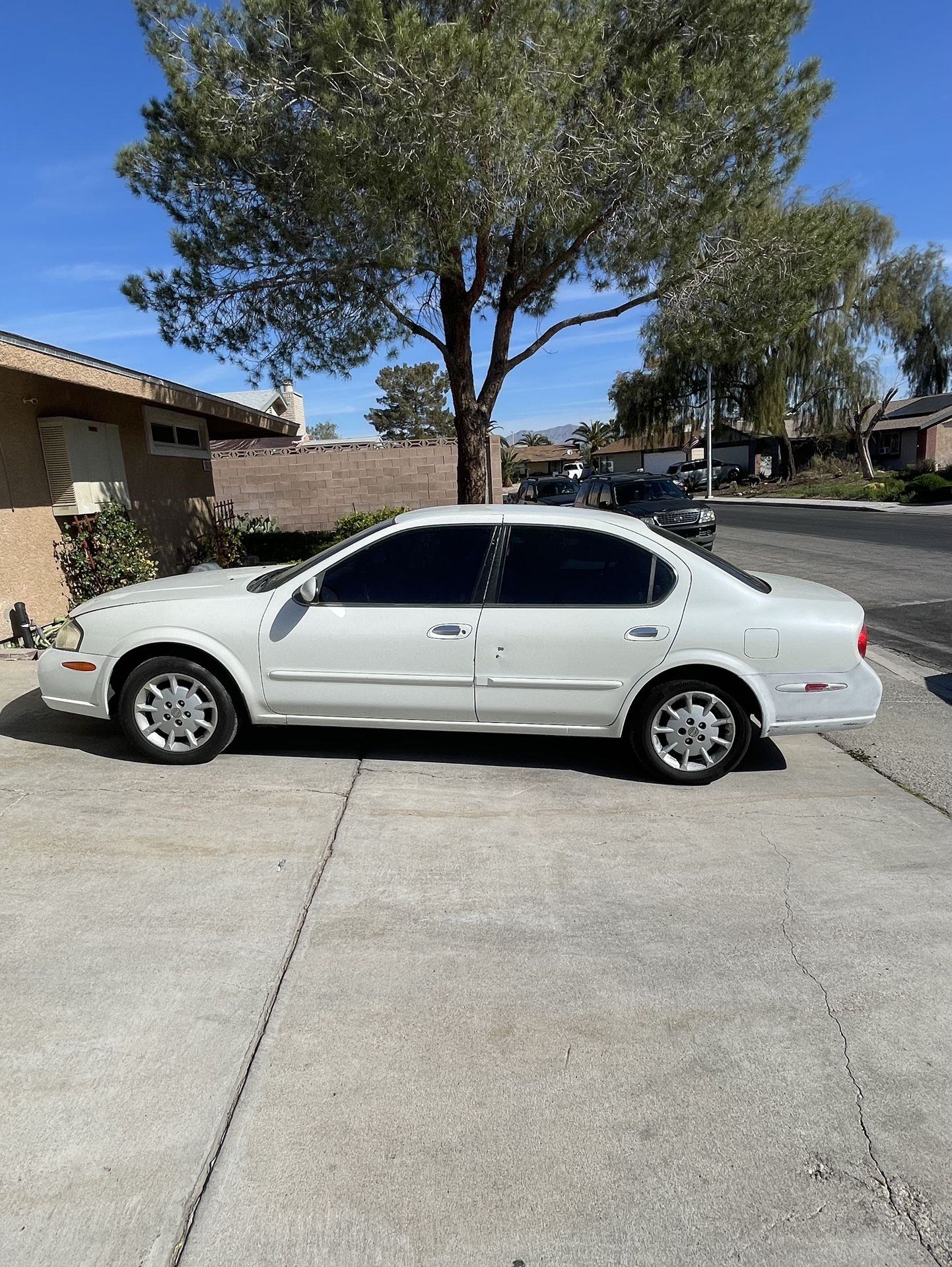 2000 Nissan Maxima for Sale in Las Vegas, NV - OfferUp