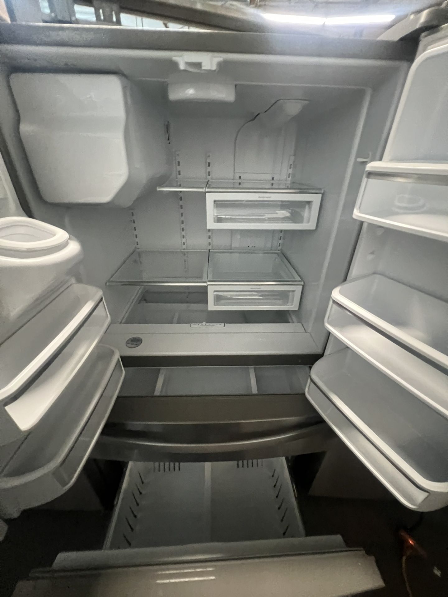 Whirlpoo 4door Fridge Stainless steel for Sale in Costa Mesa, CA - OfferUp