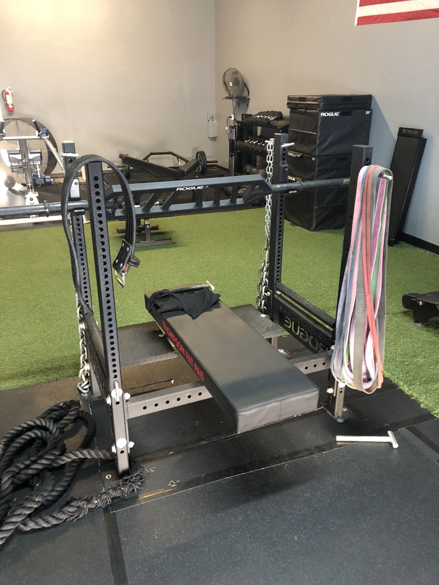 Rogue westside bench press with FATPAD and safety pins for Sale in ...