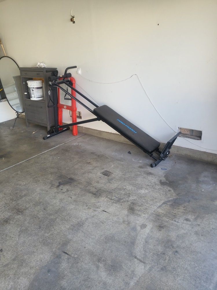 Proform Workout Machine for Sale in Las Vegas, NV - OfferUp