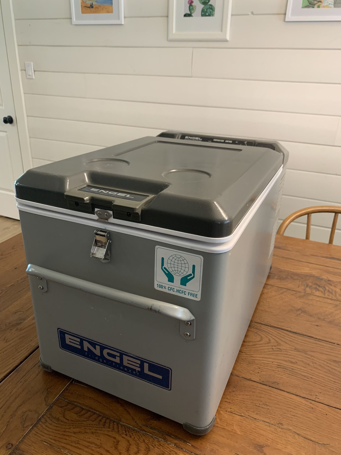 Engel MT35 Refrigerator/Freezer 12 Volt for Sale in Glendale, AZ - OfferUp