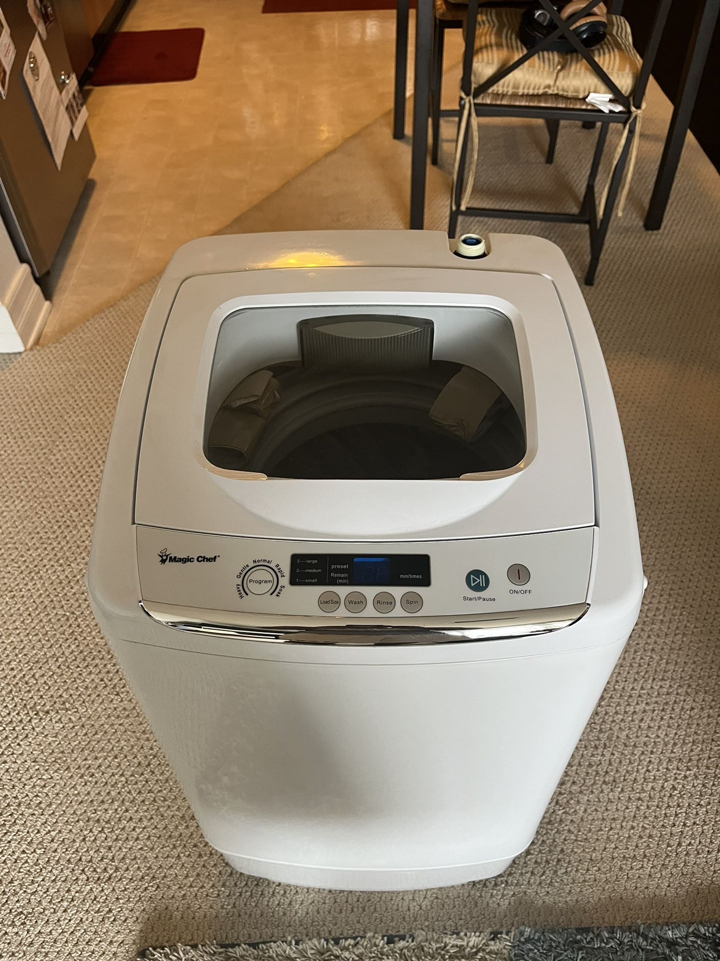 Magic Chef White MCSTCW09W1 0.9 cu. ft. Compact Washer for Sale in San ...