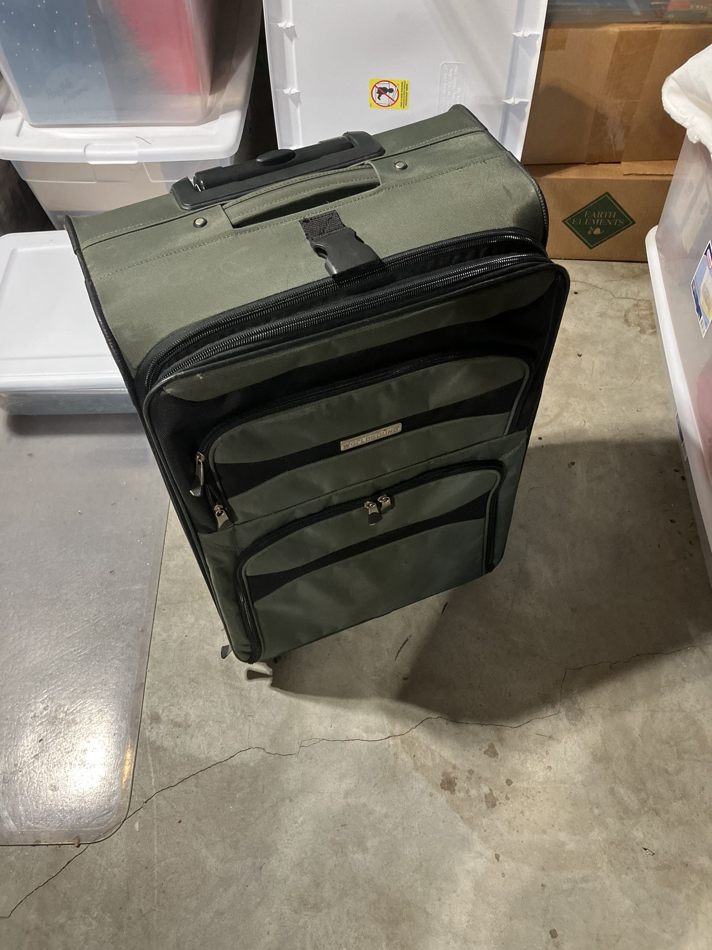 Worldbound Luggage for Sale in Lenexa, KS - OfferUp