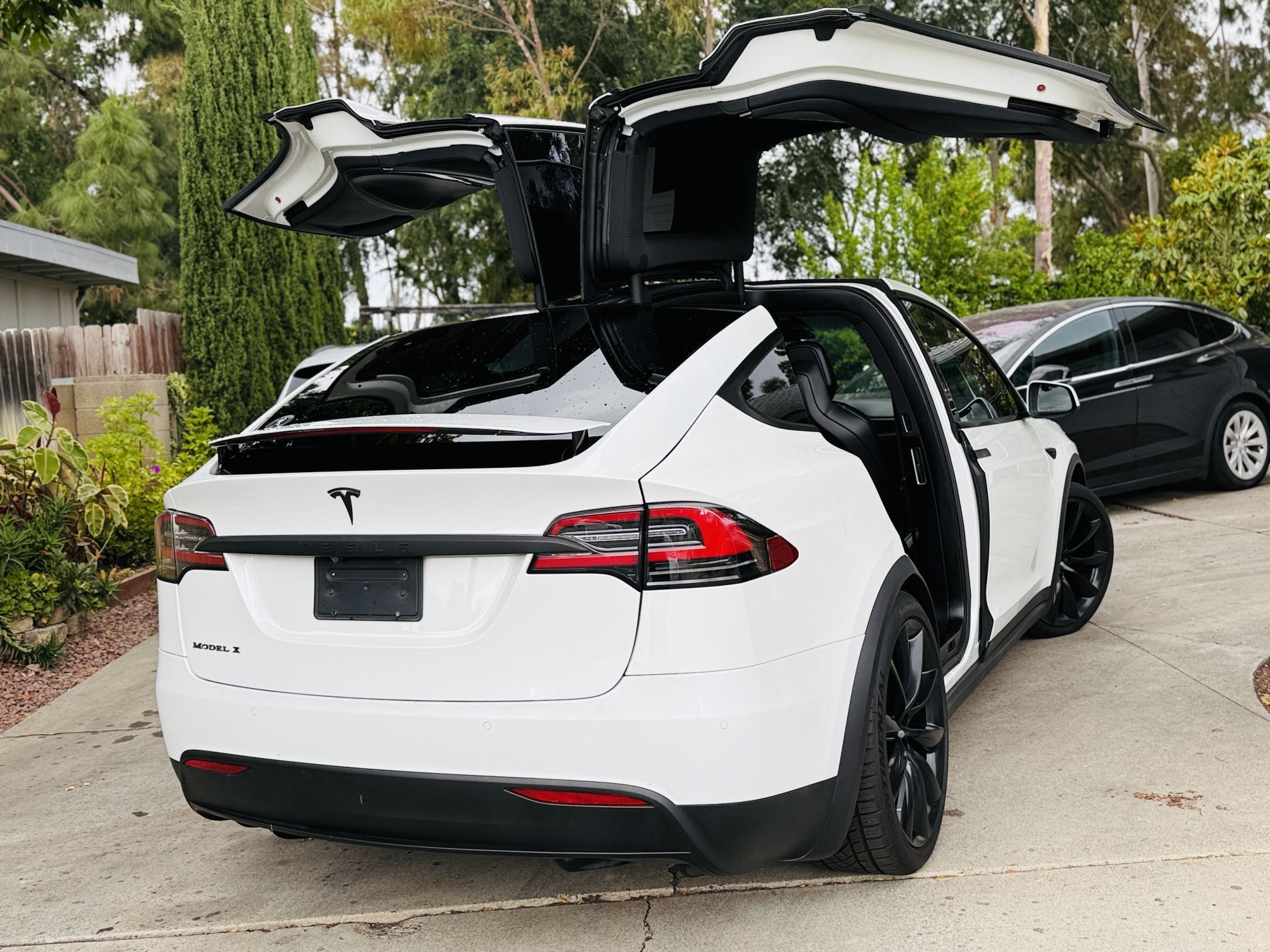 2017 Tesla Model X for Sale in Laguna Hills, CA - OfferUp
