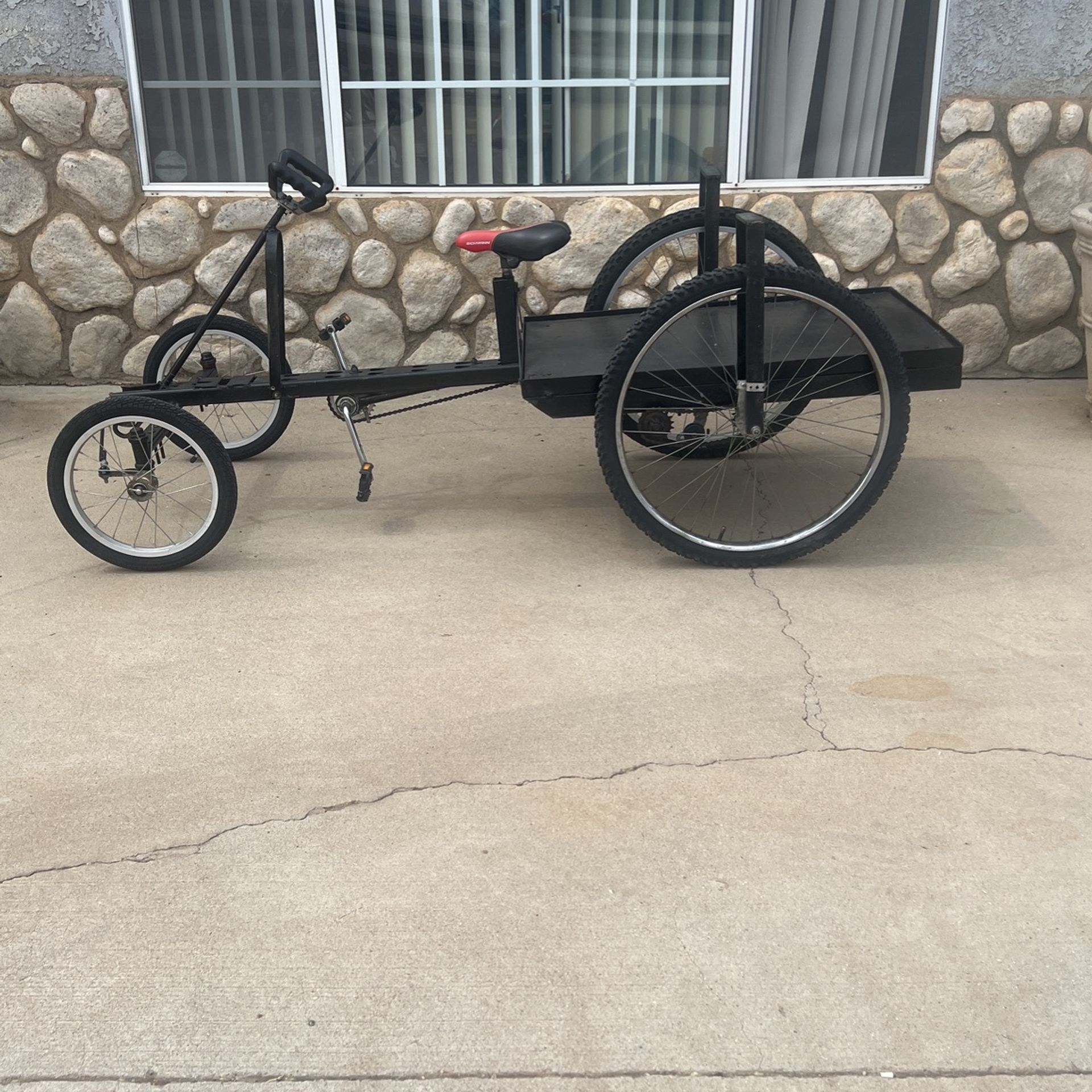 4 WHEEL BICYCLE IN EXCELLENT WORKING CONDITION for Sale in Riverside ...