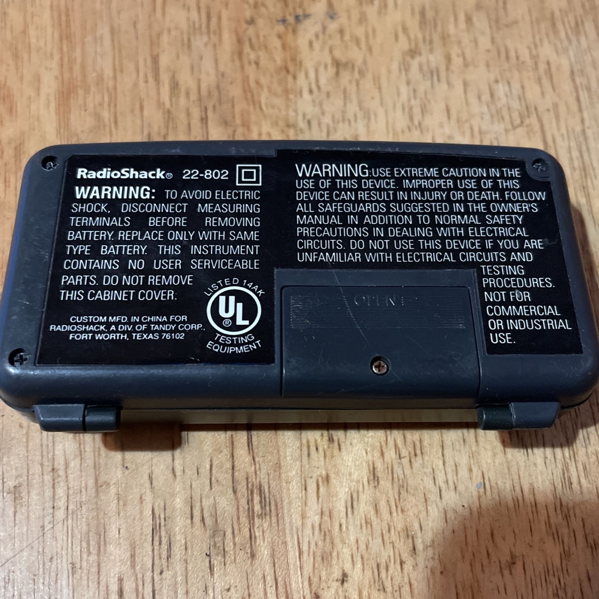 Radio Shack Multimeter 22 802