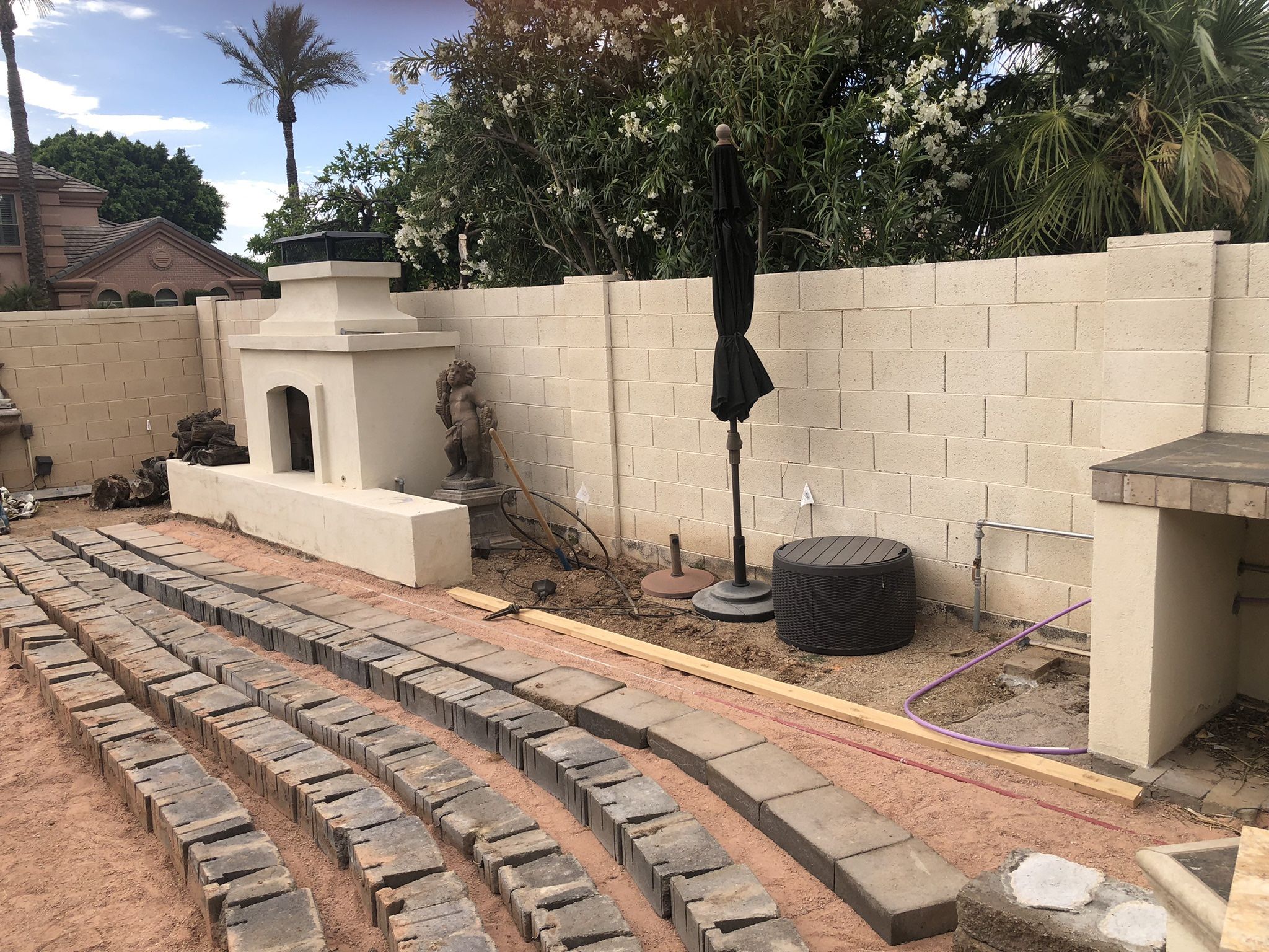 Victorian Dublin Capstone And Retaining Wall For Sale In Gilbert AZ Victorian Dublin Capstone And Retaining Wall For Sale In Gilbert AZ