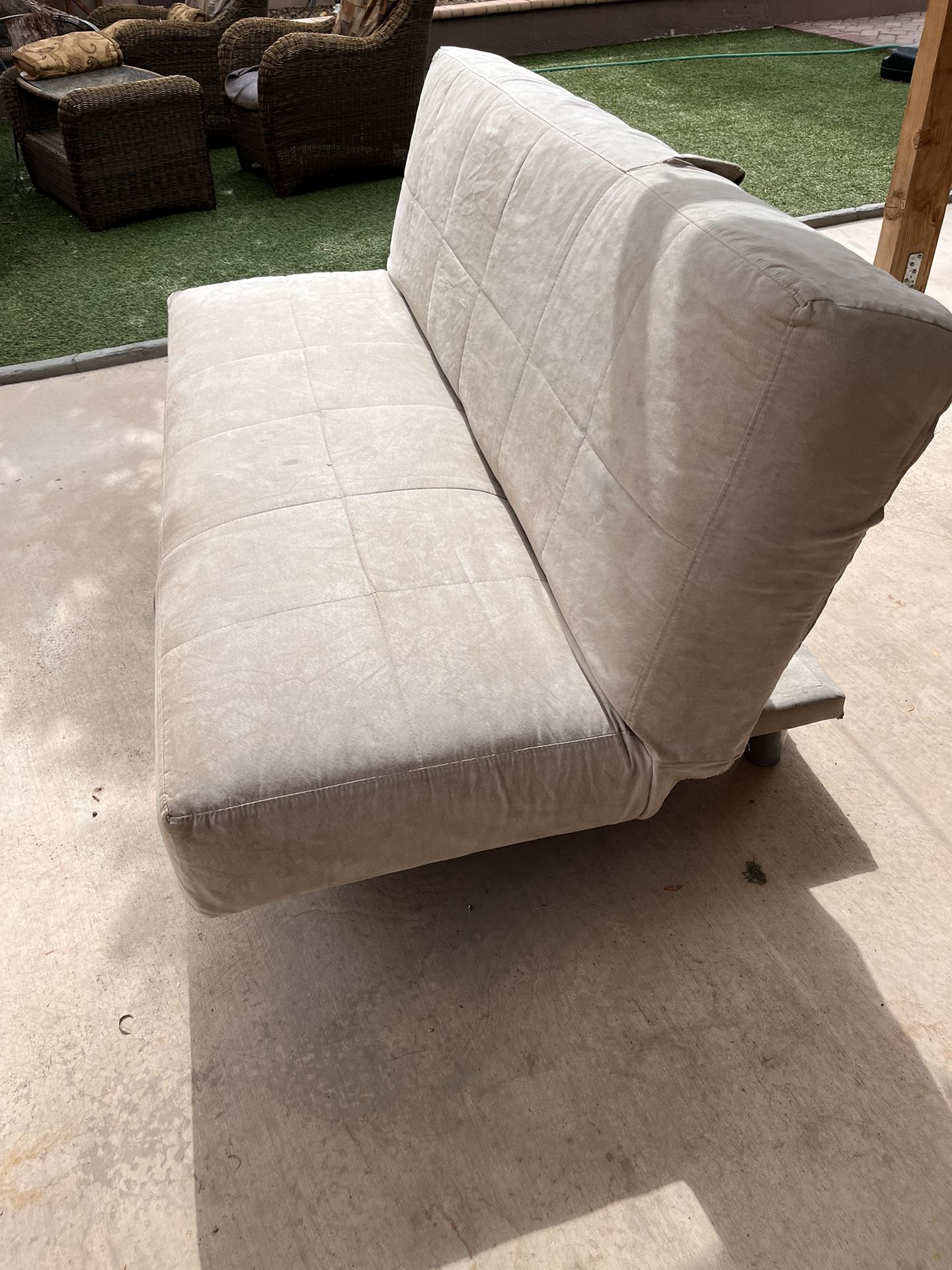 Offer up futon store