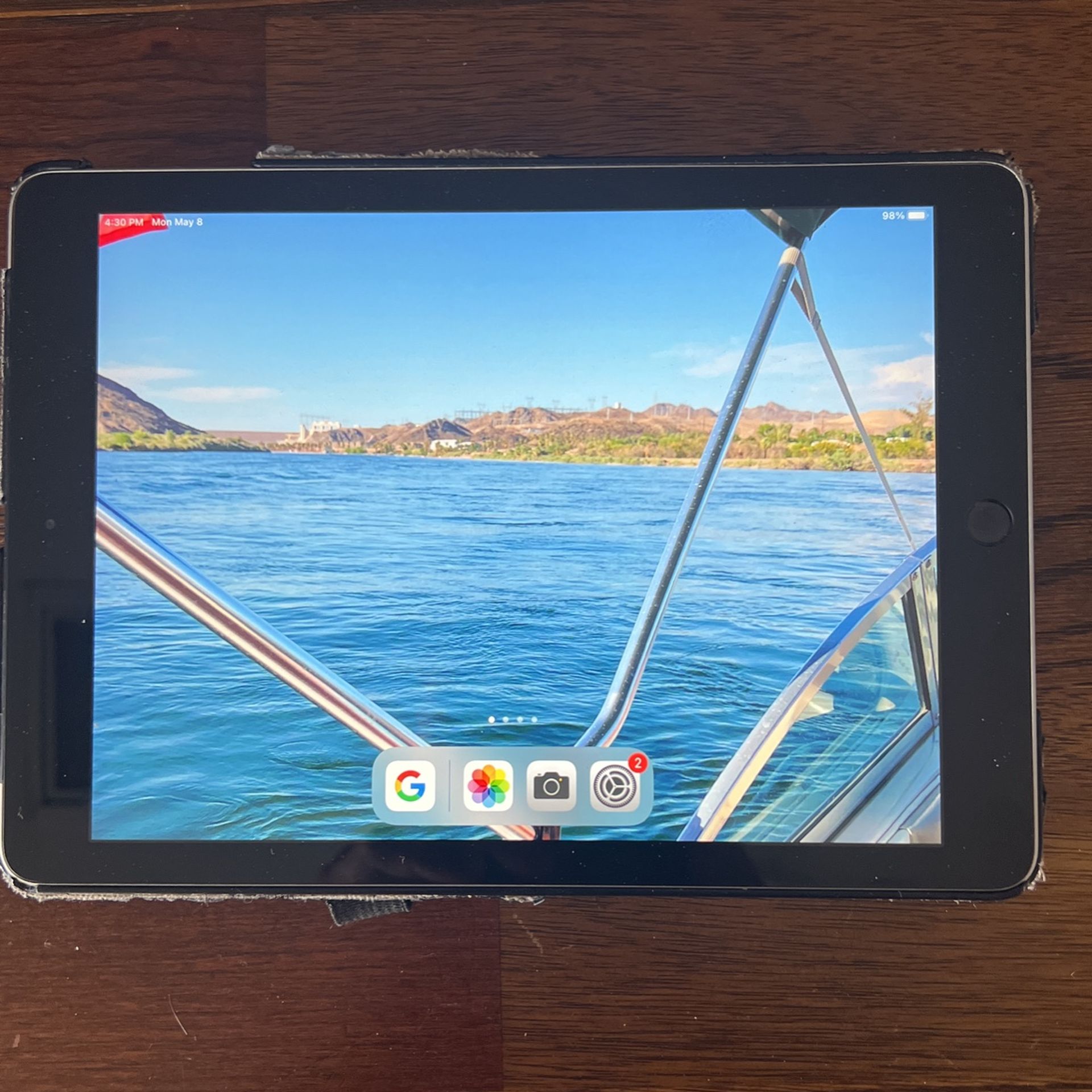 iPad Sixth Generation for Sale in Menifee, CA - OfferUp