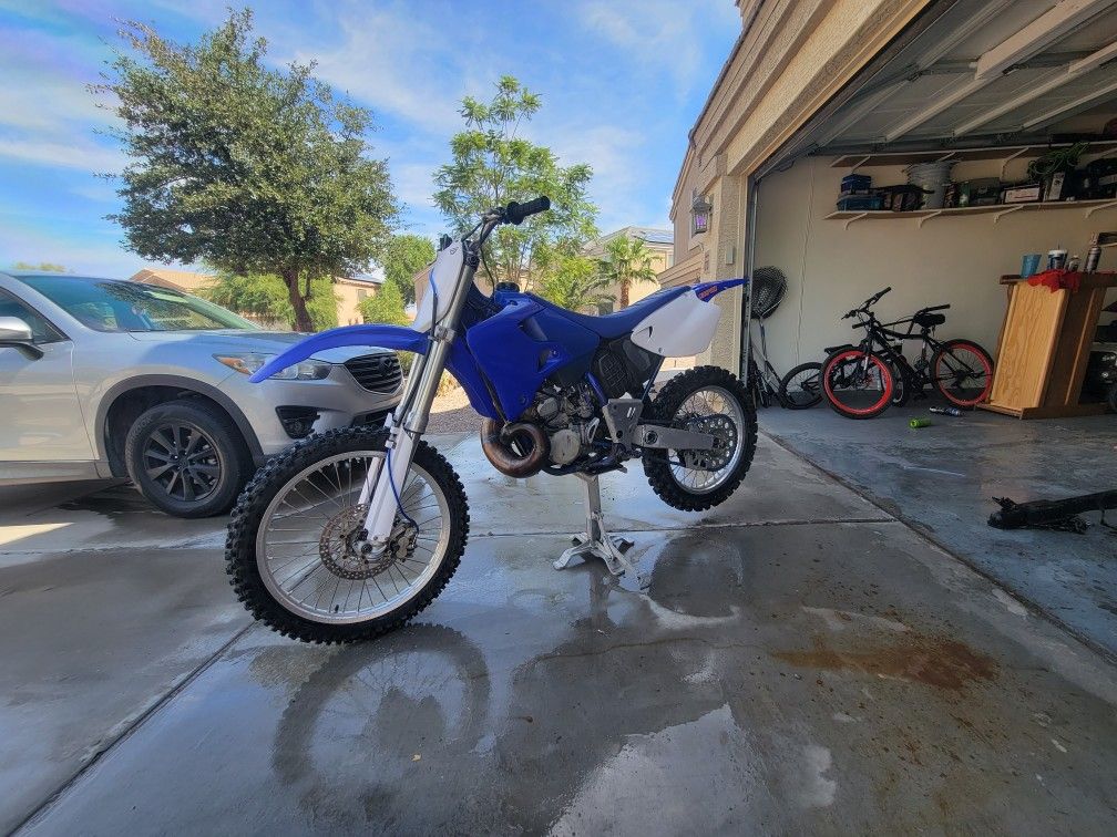 1998 Yamaha Yz250 for Sale in Maricopa, AZ - OfferUp