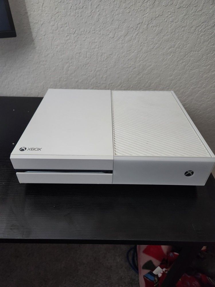 OG Xbox One White Color for Sale in San Antonio, TX - OfferUp