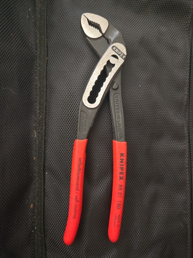 Knipex 88 01 180 Pliers for Sale in Honolulu, HI - OfferUp