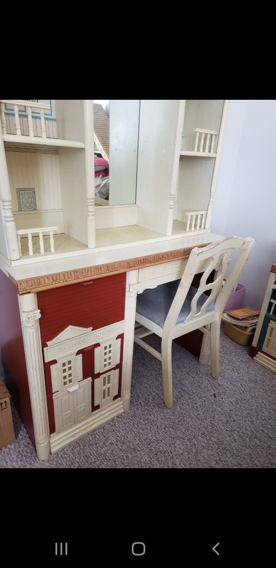 VINTAGE 1980 s SINGER Dollhouse FULL Kids Girl Bedroom Furniture Set RARE for Sale in Las Vegas NV OfferUp