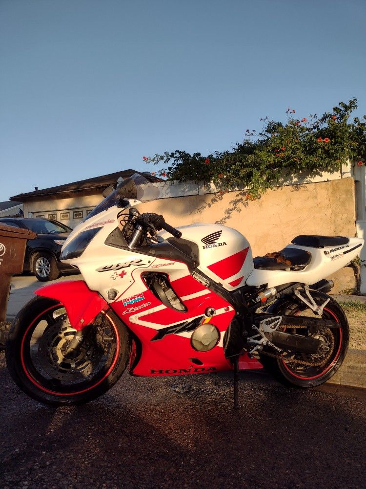 2002 Honda F4i for Sale in Crystal City, CA - OfferUp