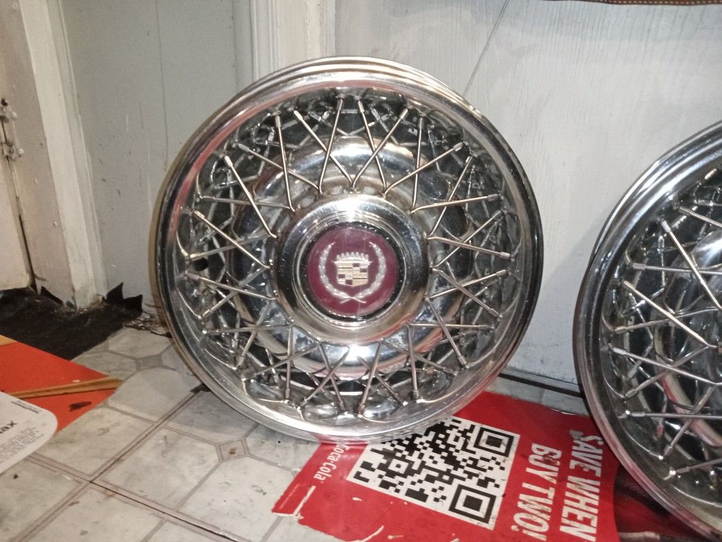 Four Factory 15 Inch Cadillac Wire Wheel Covers for Sale in Phoenix, AZ ...