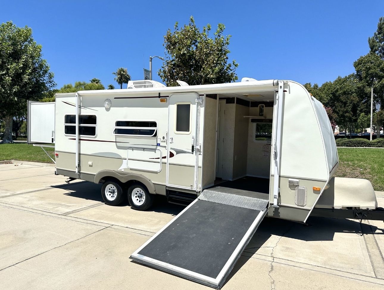 2008 Keystone Outback Trailer for Sale in Ontario, CA - OfferUp