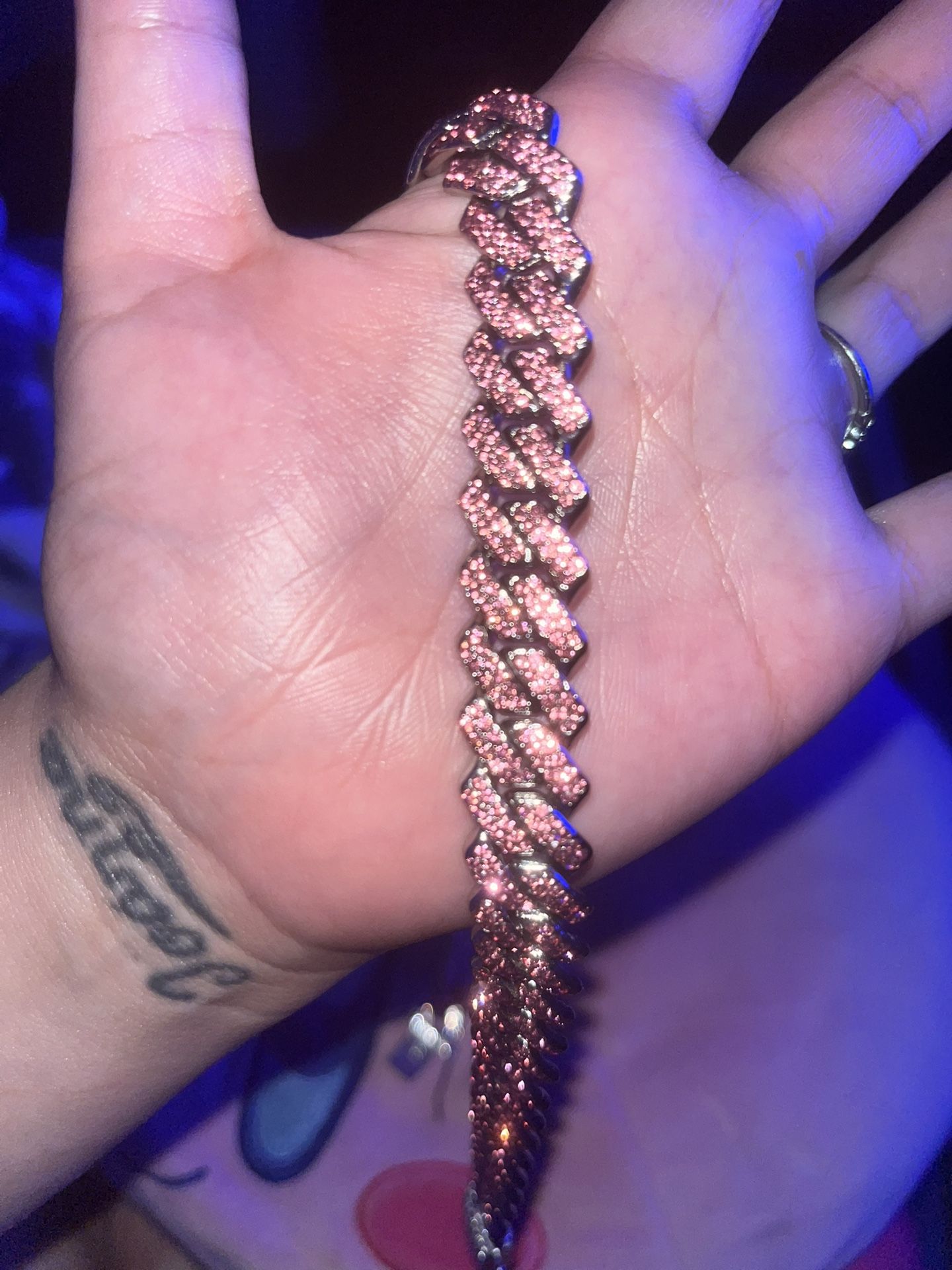 Pink Cuban Link Necklace for Sale in South Gate, CA - OfferUp