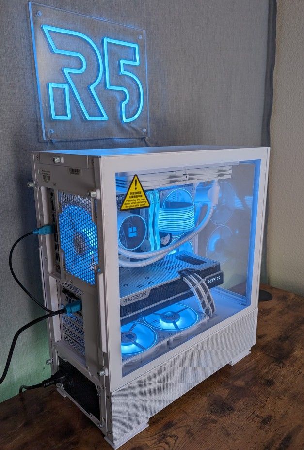 RX 7800xt // Ryzen 7 7700 // 32GB 6000MHz DDR5 // 1TB Gen4 NVMe for ...