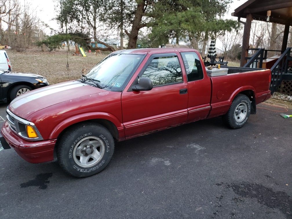 95 Chevy S10 2.2L for Sale in Perryville, MD - OfferUp