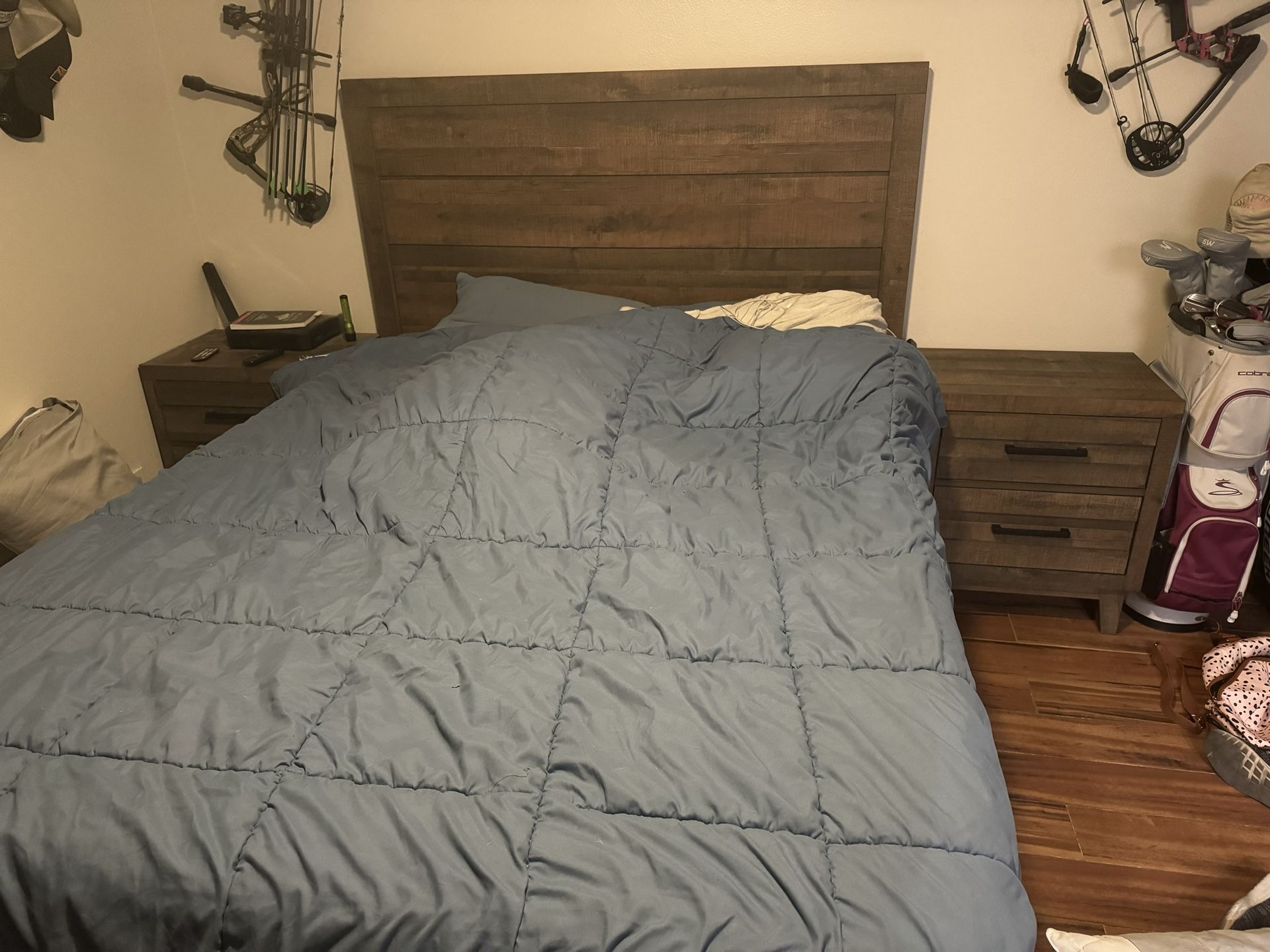 Living Spaces Queen Rainer Bed Frame And 2 Nightstands for Sale in Mesa ...
