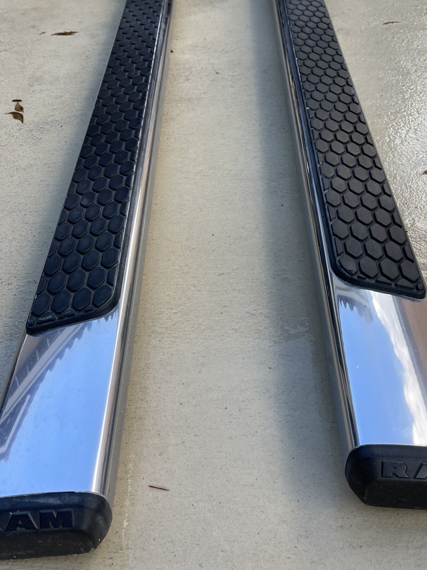 OEM RUNNING BOARDS FOR Ram 1500 for Sale in Hollywood, FL - OfferUp