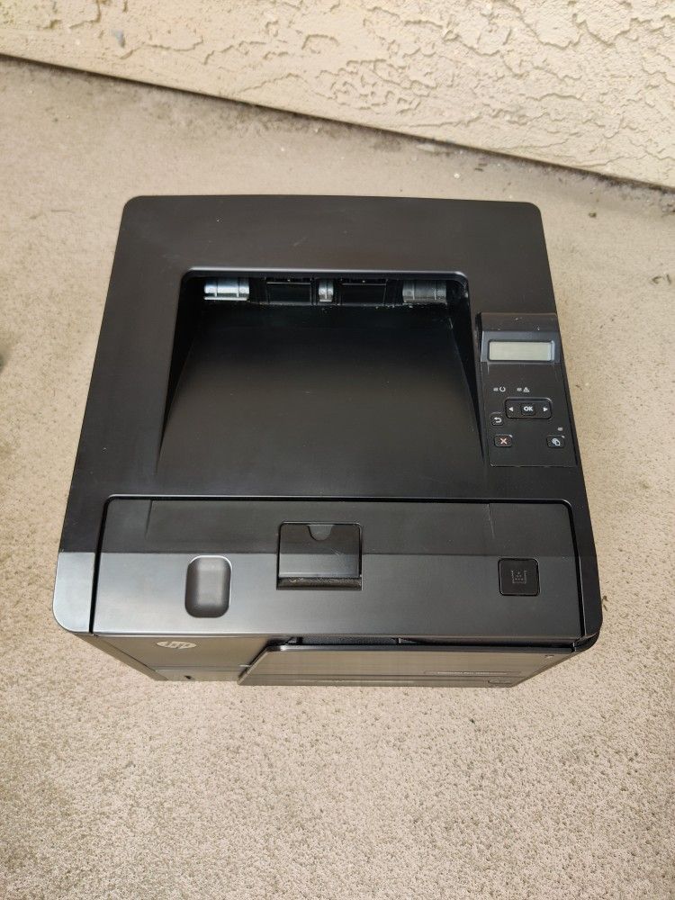 HP Pro Laserjet M401dne Laser Printer WITH Toner for Sale in Vista, CA ...
