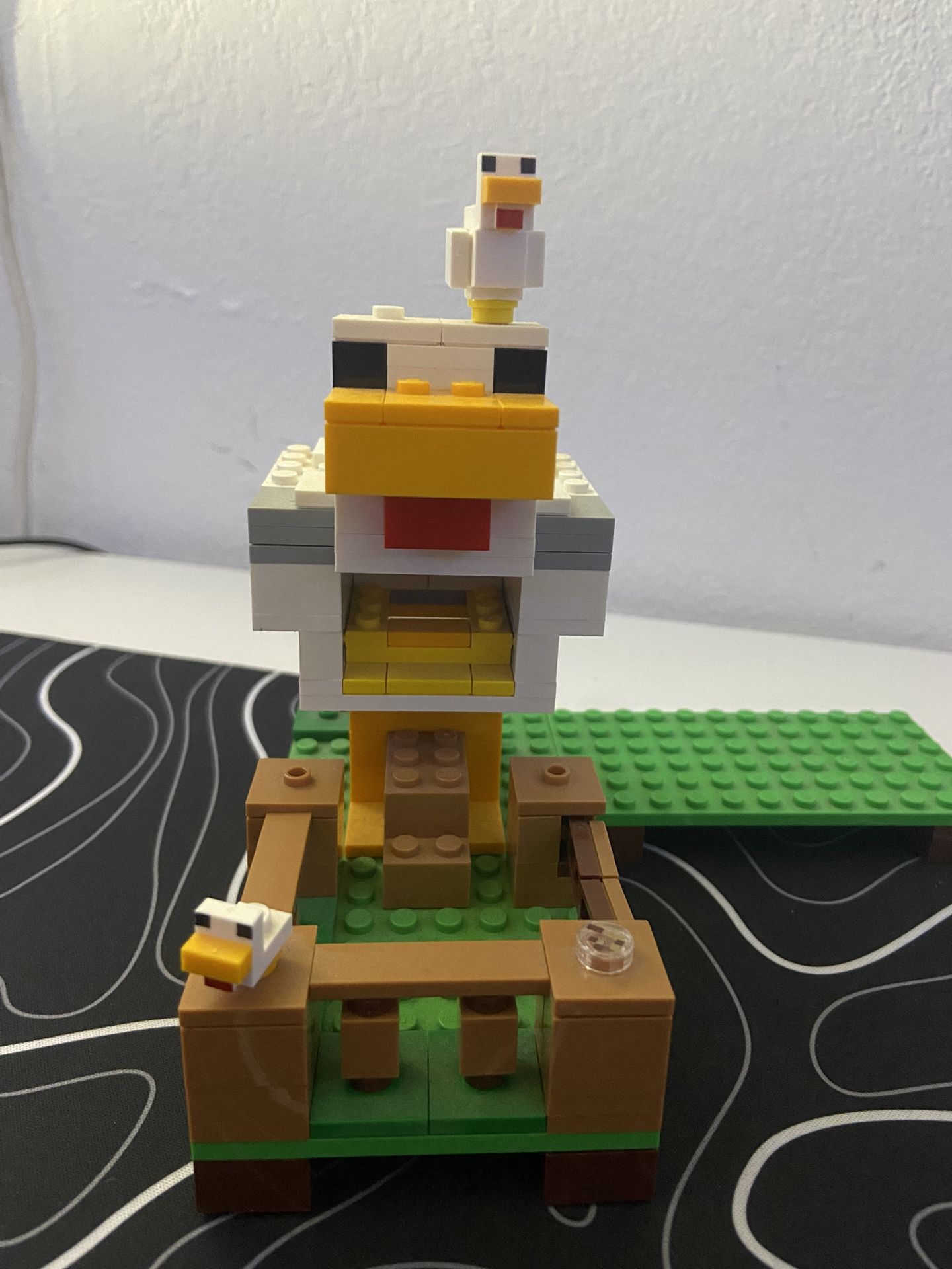 LEGO Minecraft 21140 The Chicken Coop for Sale in Alamo Heights, TX ...