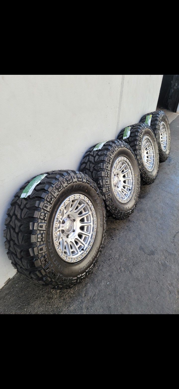 17" FUEL rims w/ 33" Tbb Tires. $1800 for Sale in Orange, CA - OfferUp