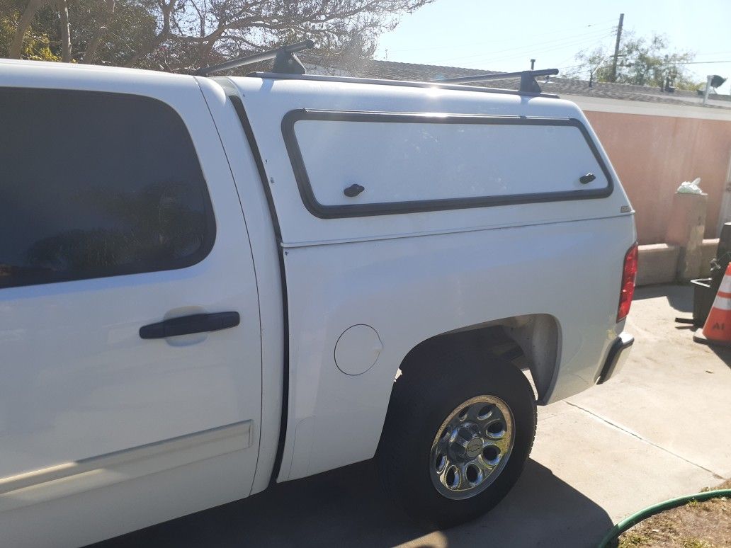 Chevy Silverado camper shell 2011-2013 for Sale in Montclair, CA - OfferUp