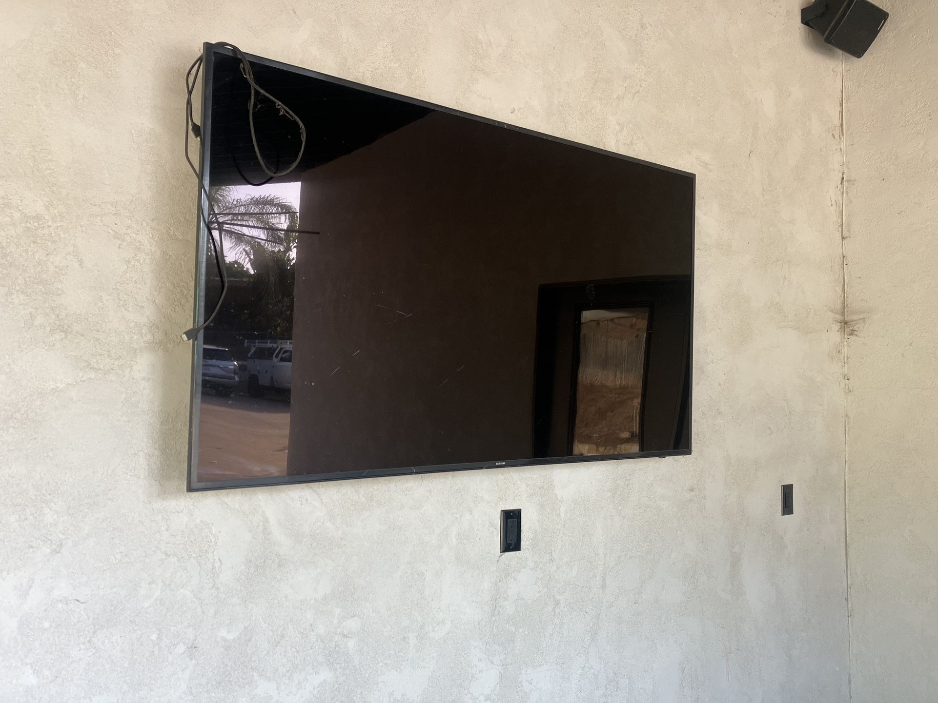 Samsung 75” LED Tv (broken) for Sale in Lakeside, CA - OfferUp