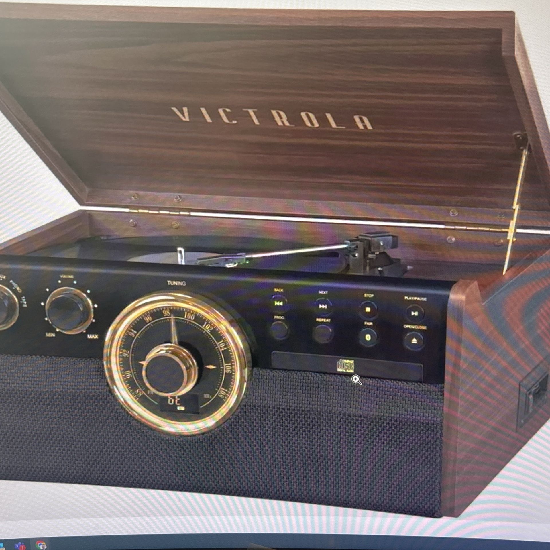 Victoria Empire Bluetooth 6-in-1 Record Player for Sale in Mckinney, TX ...