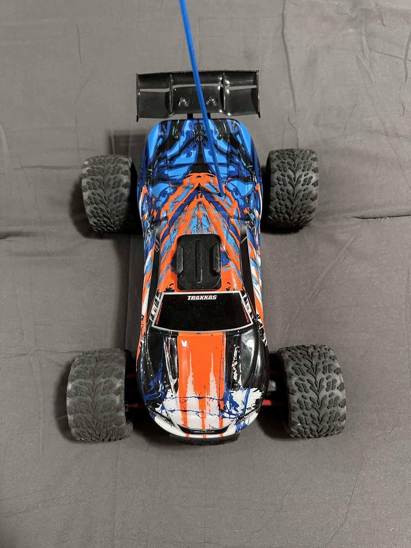 Traxxas E Revo for Sale in Los Angeles, CA - OfferUp