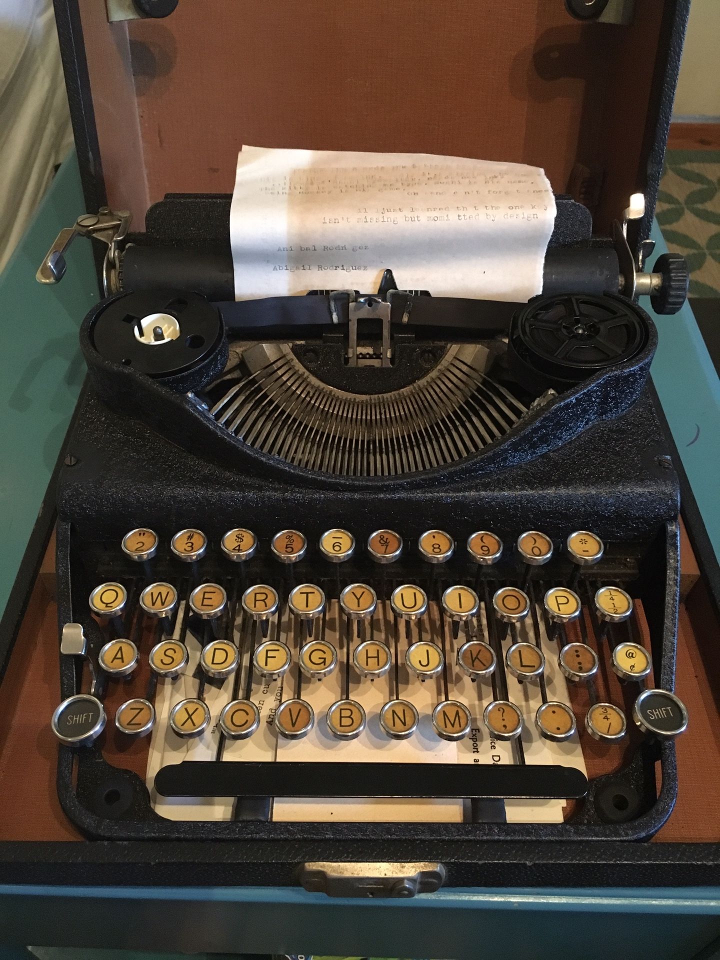 1932 Royal Signet Senior Typewriter with Case for Sale in Ocala, FL ...