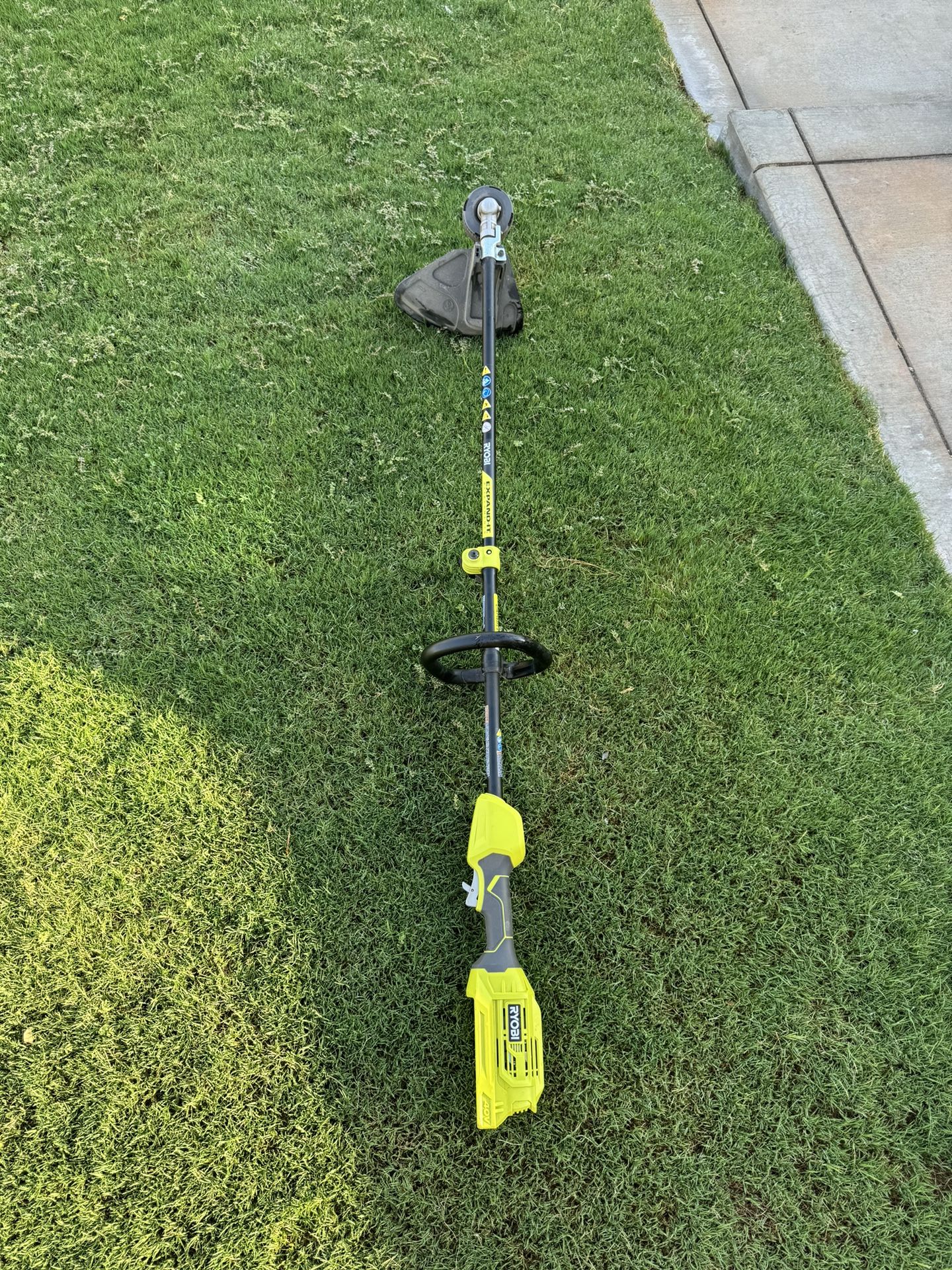 Ryobi Weed Eater for Sale in Imperial, CA - OfferUp