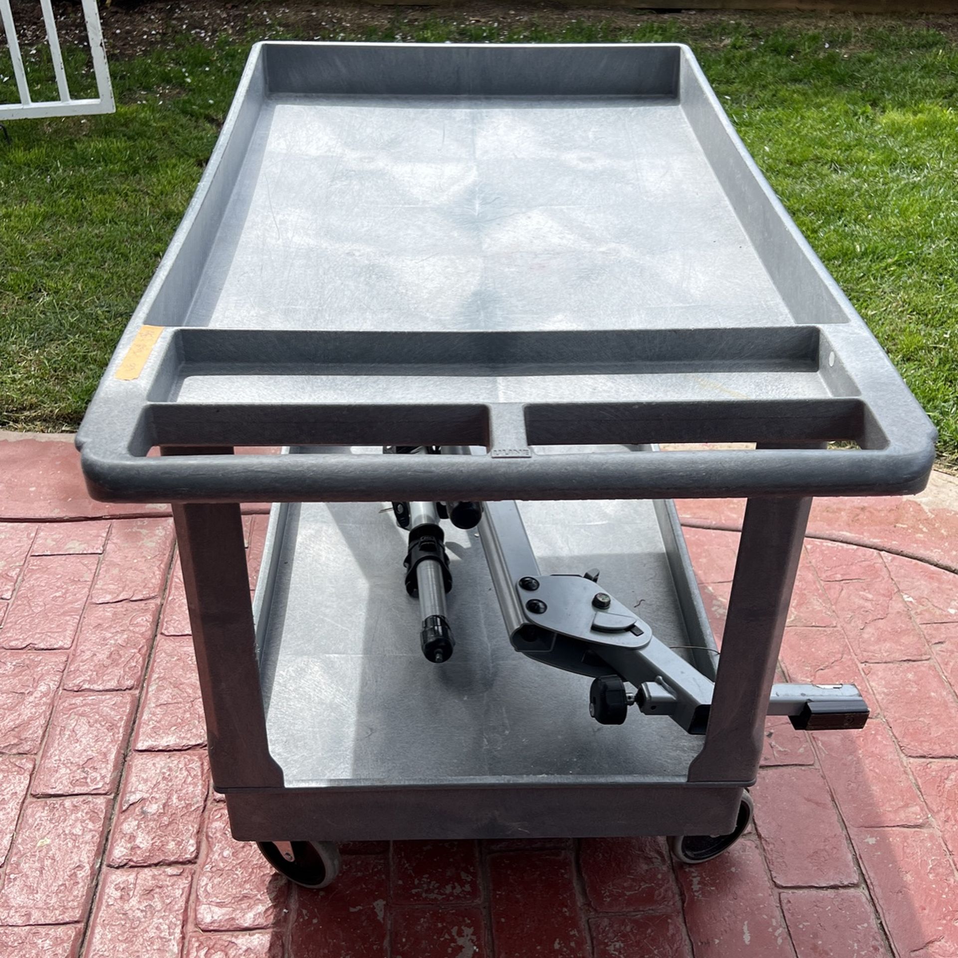 ULine Mobile Cart (Gray-full Size) for Sale in Oceanside, CA - OfferUp