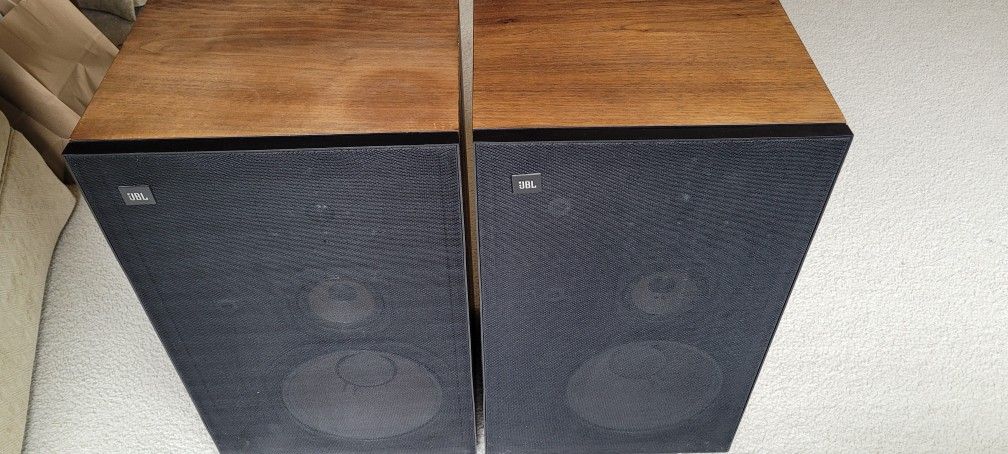 Vintage JBL L110 Speaker Set for Sale in Bellevue, WA - OfferUp