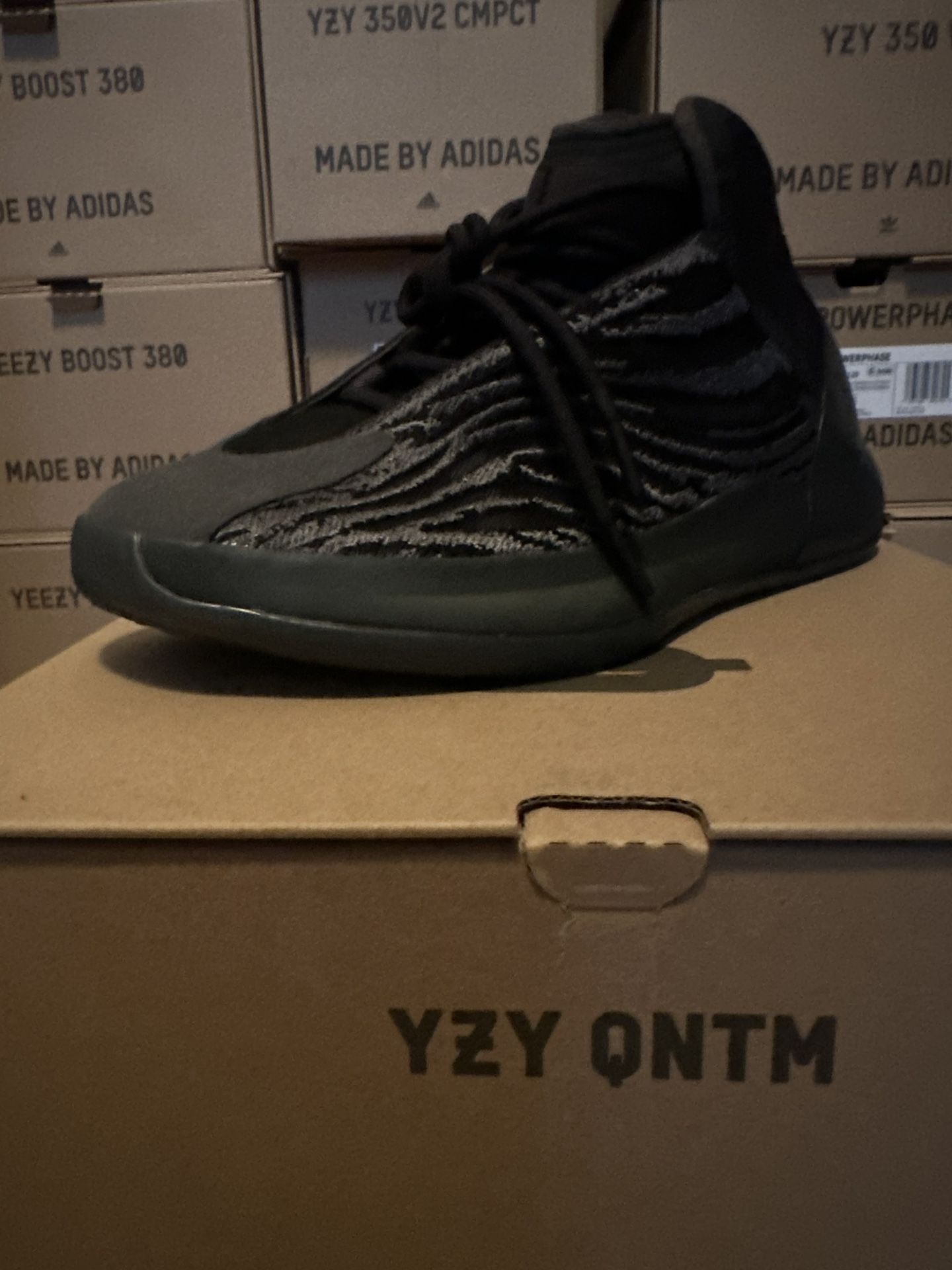 Kobe’s Jordan’s Yeezys Adidas FOR SALE for Sale in Universal City, TX ...