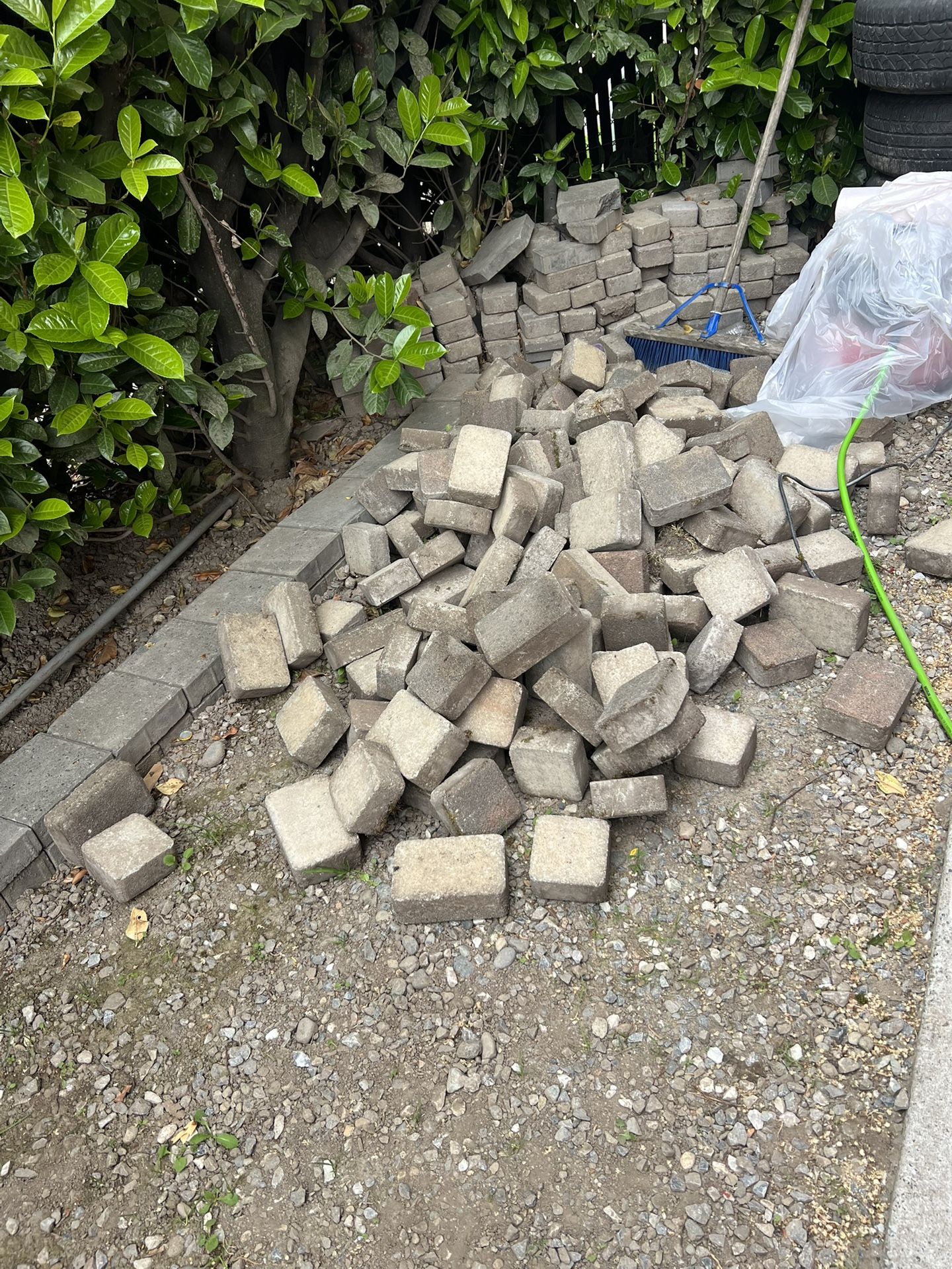 Free Bricks for Sale in Auburn, WA - OfferUp