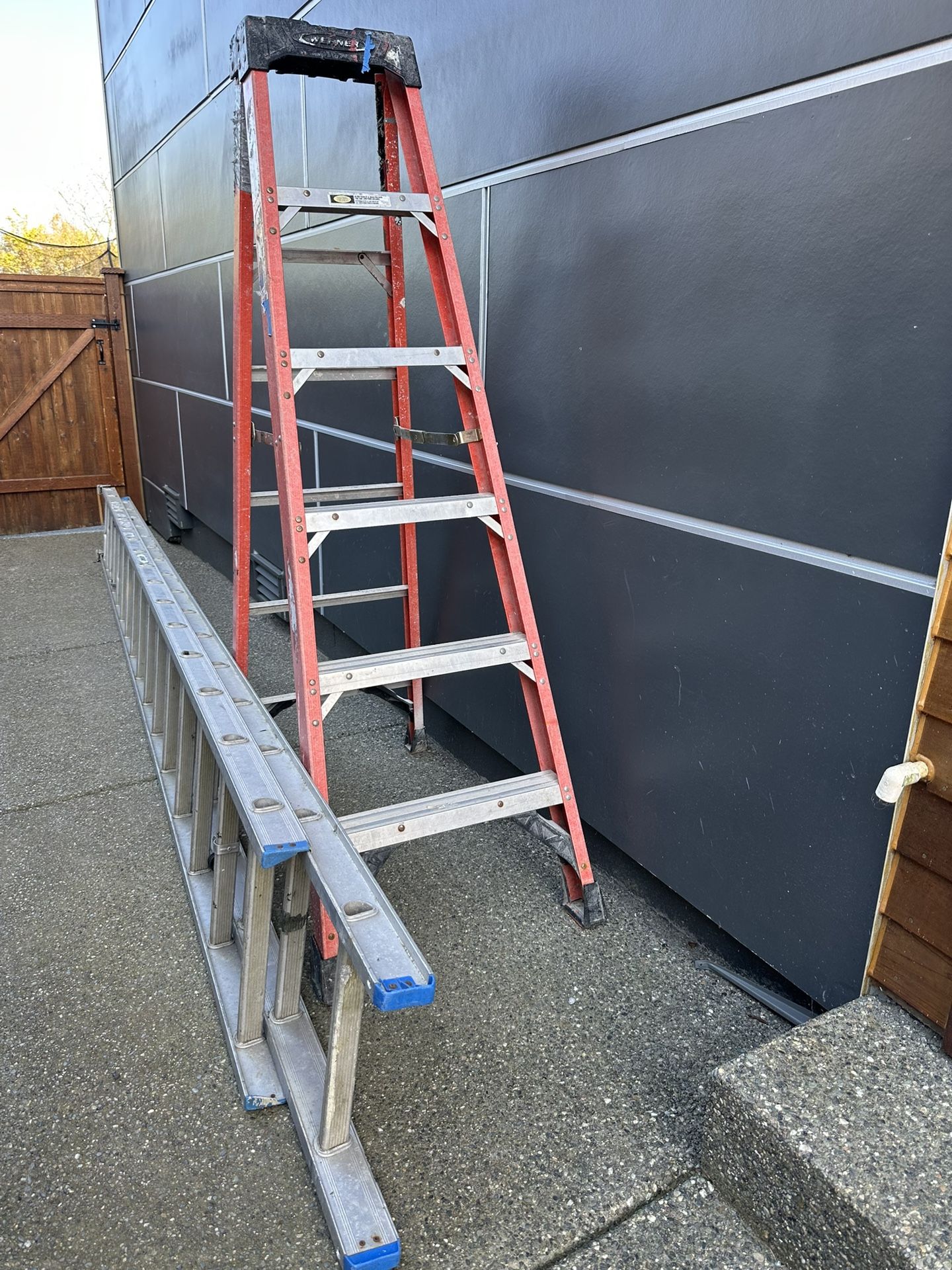 2 Ladders for Sale in Everett, WA - OfferUp