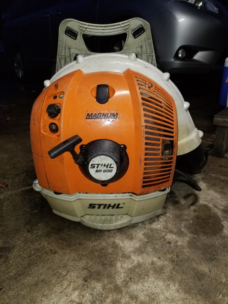 STIHL BR600 COMMERCIAL BLOWER for Sale in Seattle, WA - OfferUp