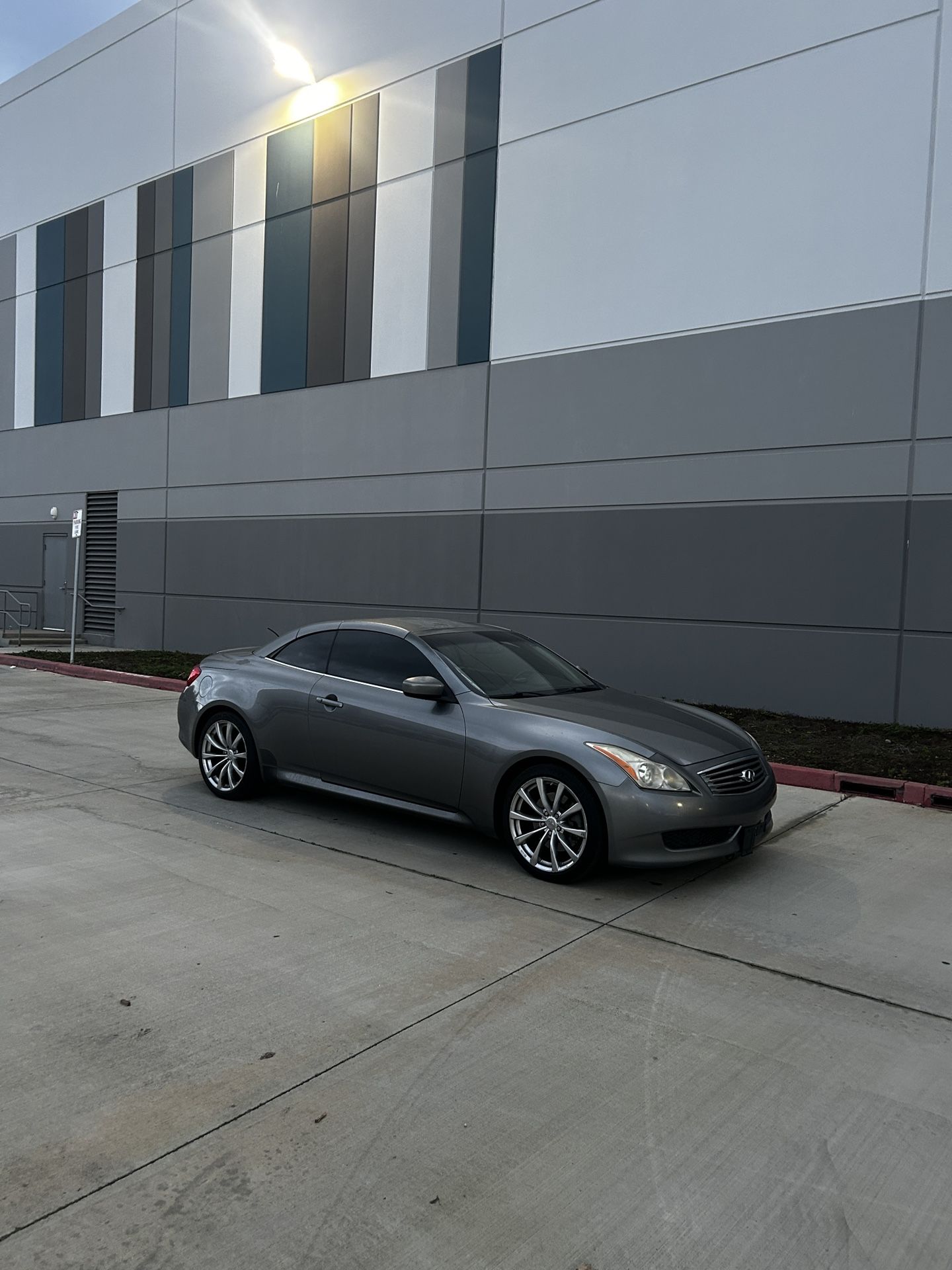 2010 Infiniti G37 Convertible for Sale in Long Beach, CA - OfferUp