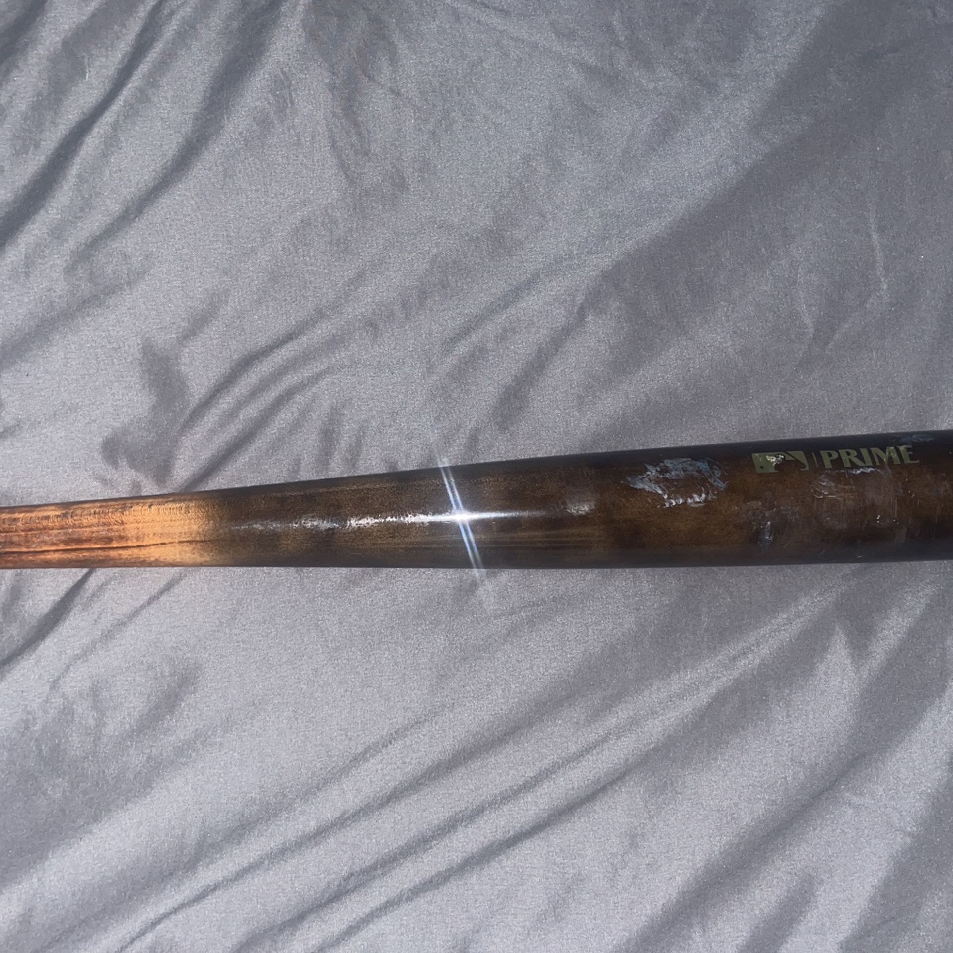 SLIGHTLY USED 32 Inch 29 ounce Wood baseball bat for Sale in Commack ...